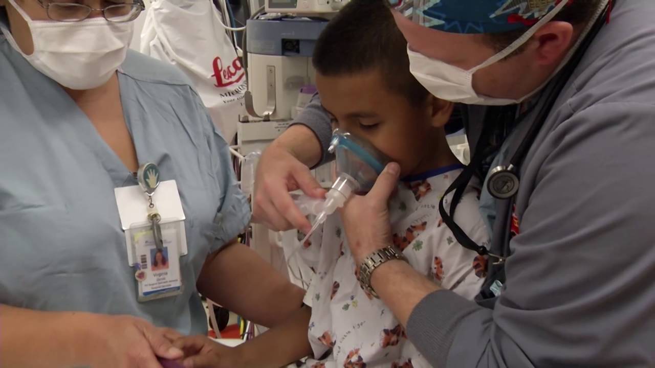 Kids Take iPad into Surgery - Ivanhoe Broadcast News, Inc.